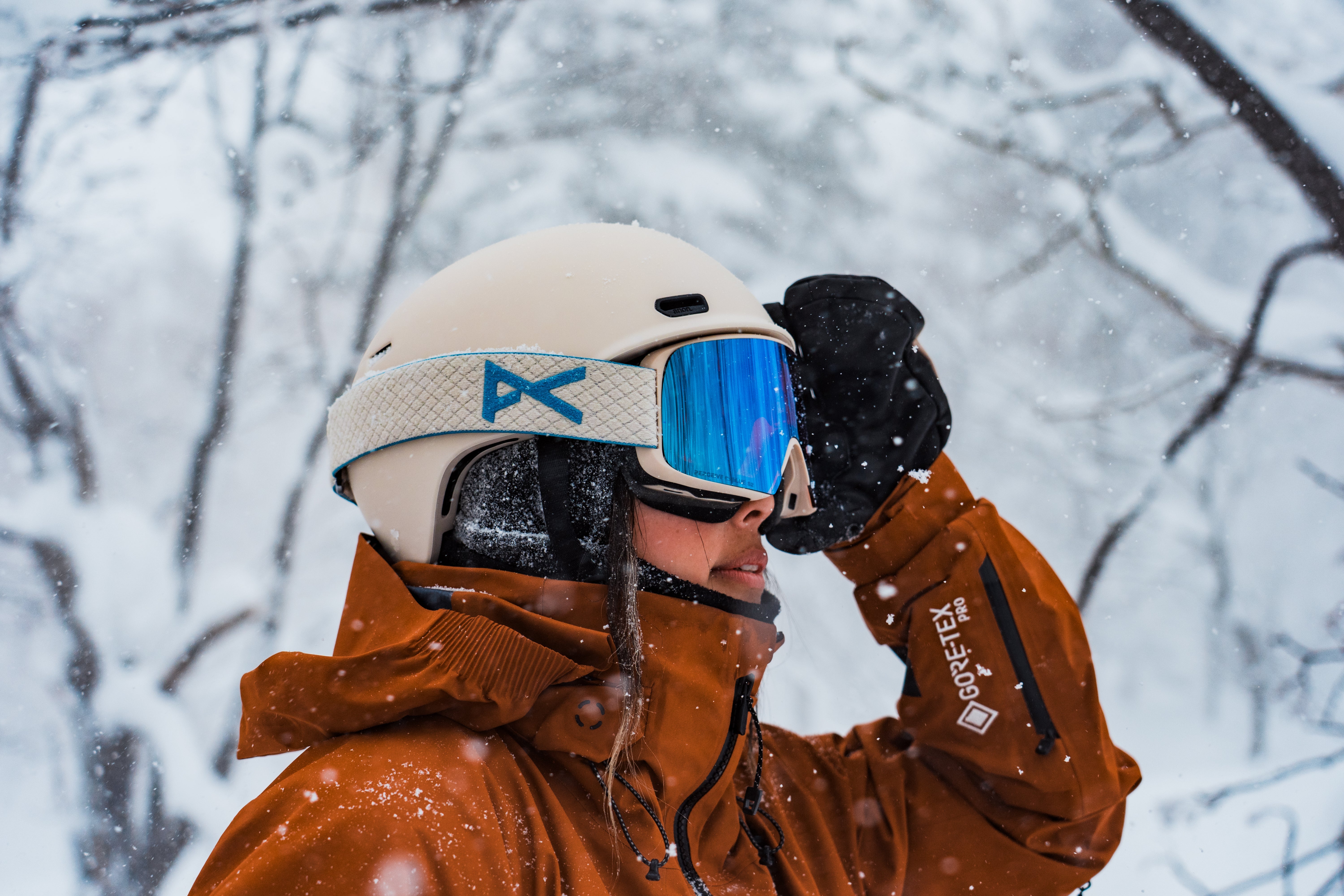 Anon Snow Goggles: How to Choose the Right Fit + Lens for Any Conditio ...